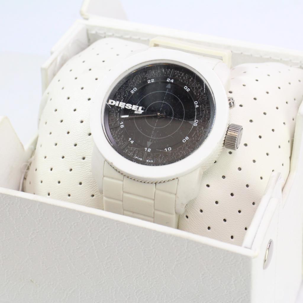 Diesel White Rubber Men's Watch | Property Room