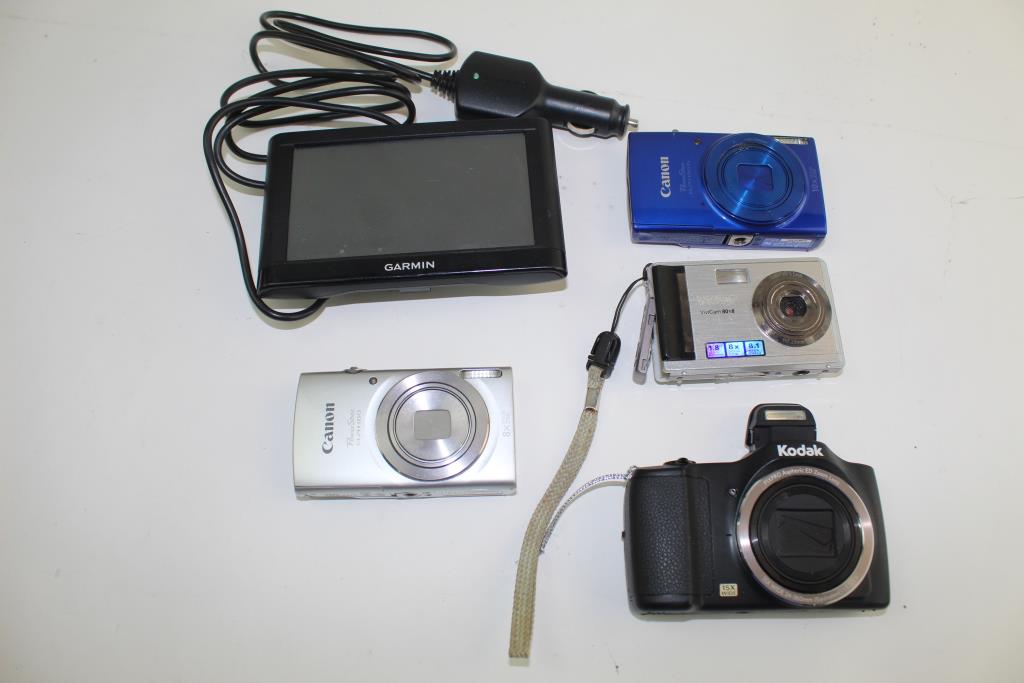 Digital Cameras, Navigator System , 5 Pieces | Property Room