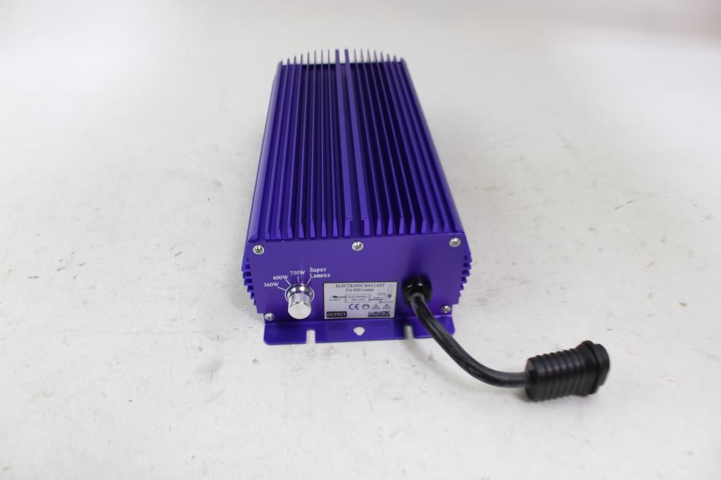 Digital Grow Ballast, 6 Ballast | Property Room