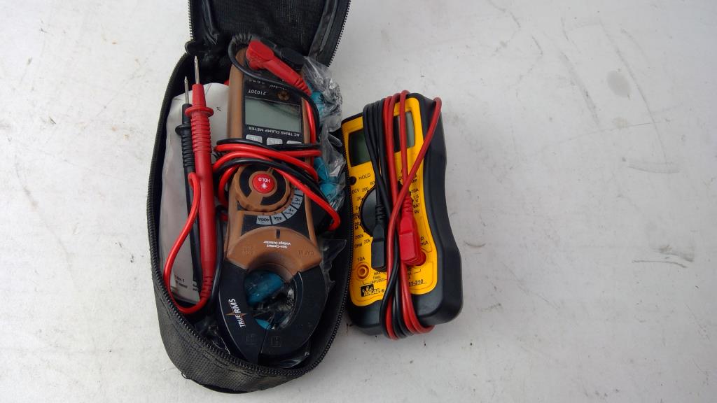Digital Multimeter & RMS Clamp Meter | Property Room
