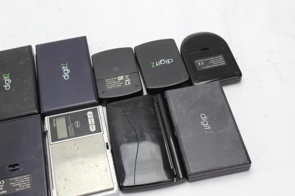 Digitz, Accur, Aws+ More Assorted Scales 11 Pieces | Property Room