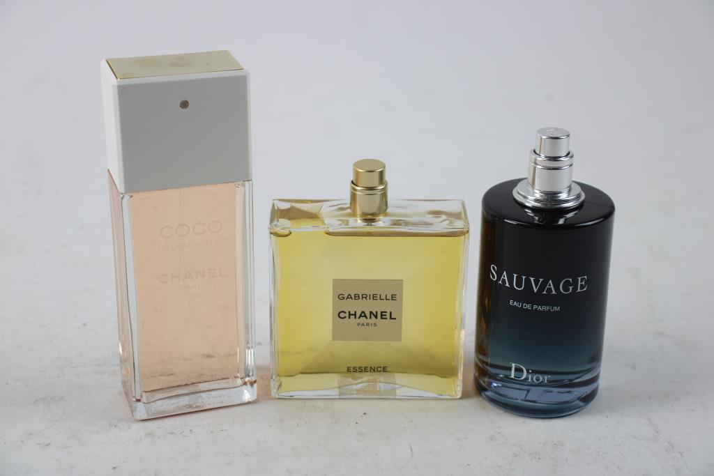 Dior And Chanel Display Full Bottle Sample Lot, 3 Pieces | Property Room