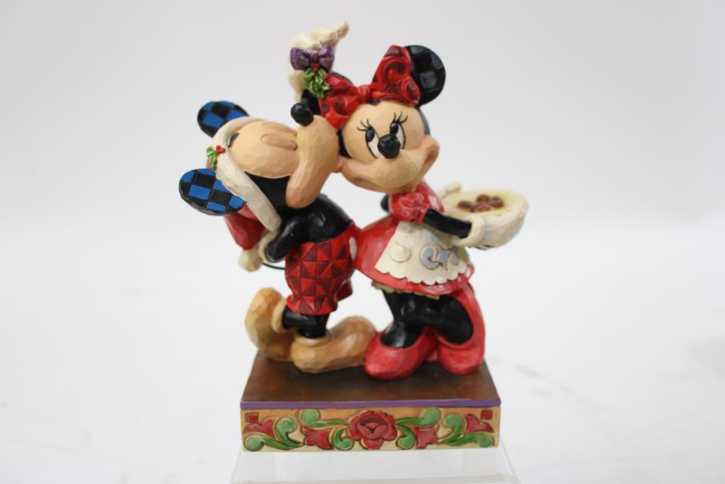 Disney Traditions Showcase Collection "Under The Mistletoe" Mickey ...