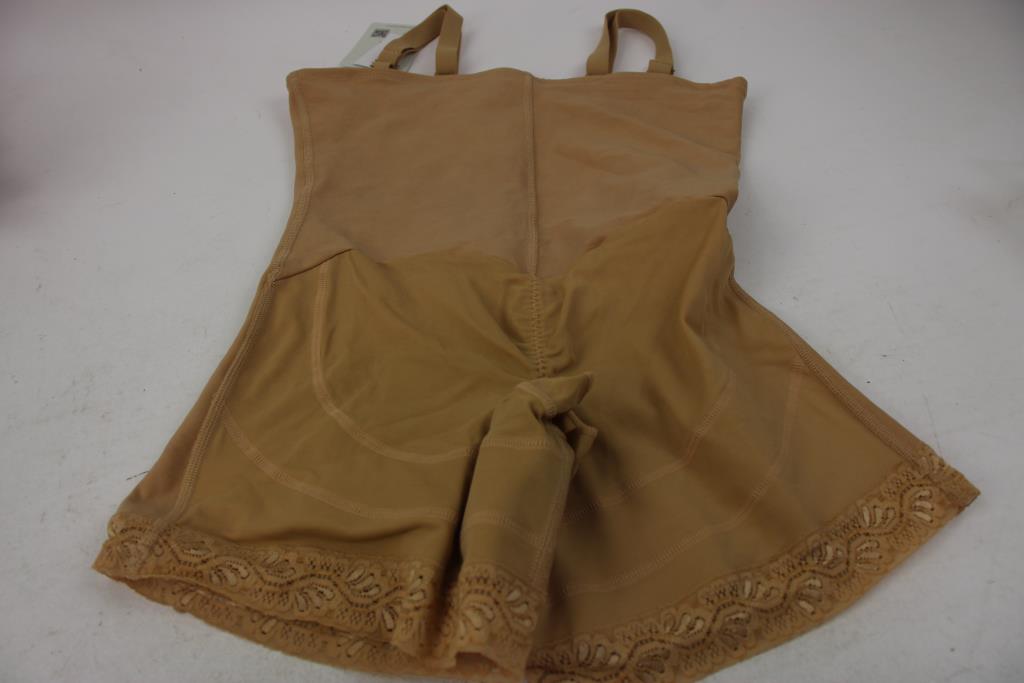 DKNY, Leonisa,Bras, Body Size 38D, 36C, L, 4 Pieces | Property Room
