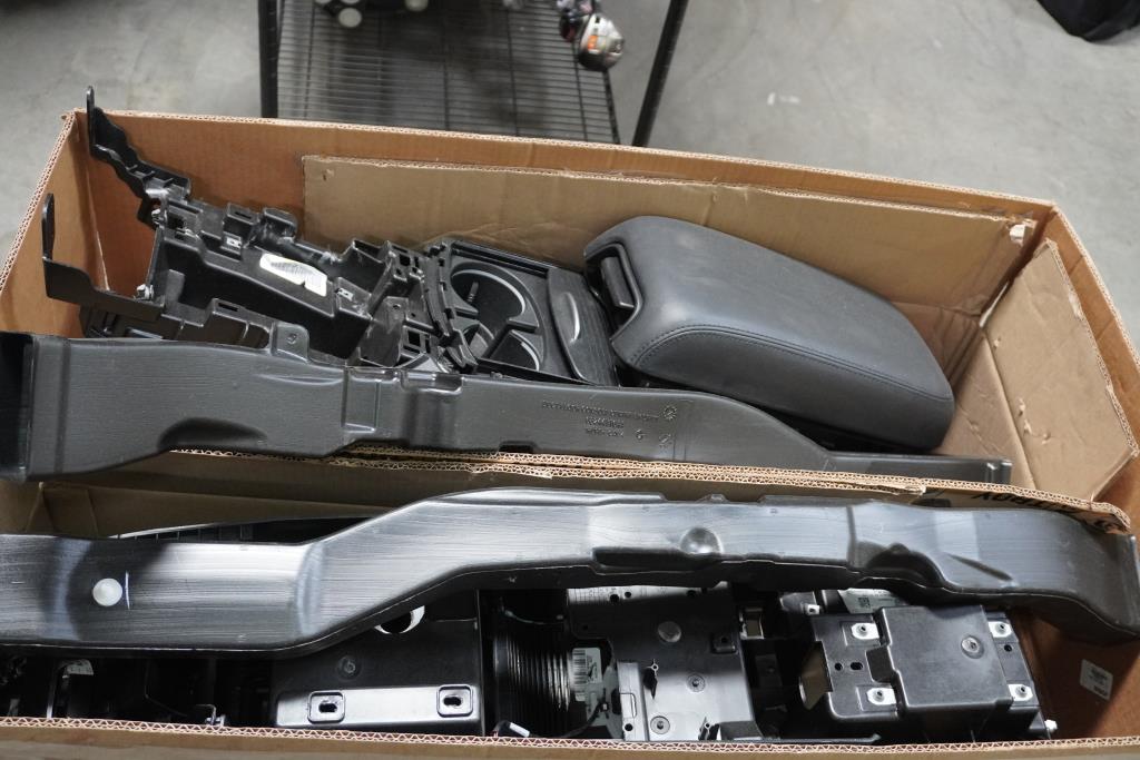 Dodge Charger Car Interior Center Console Parts | Property Room