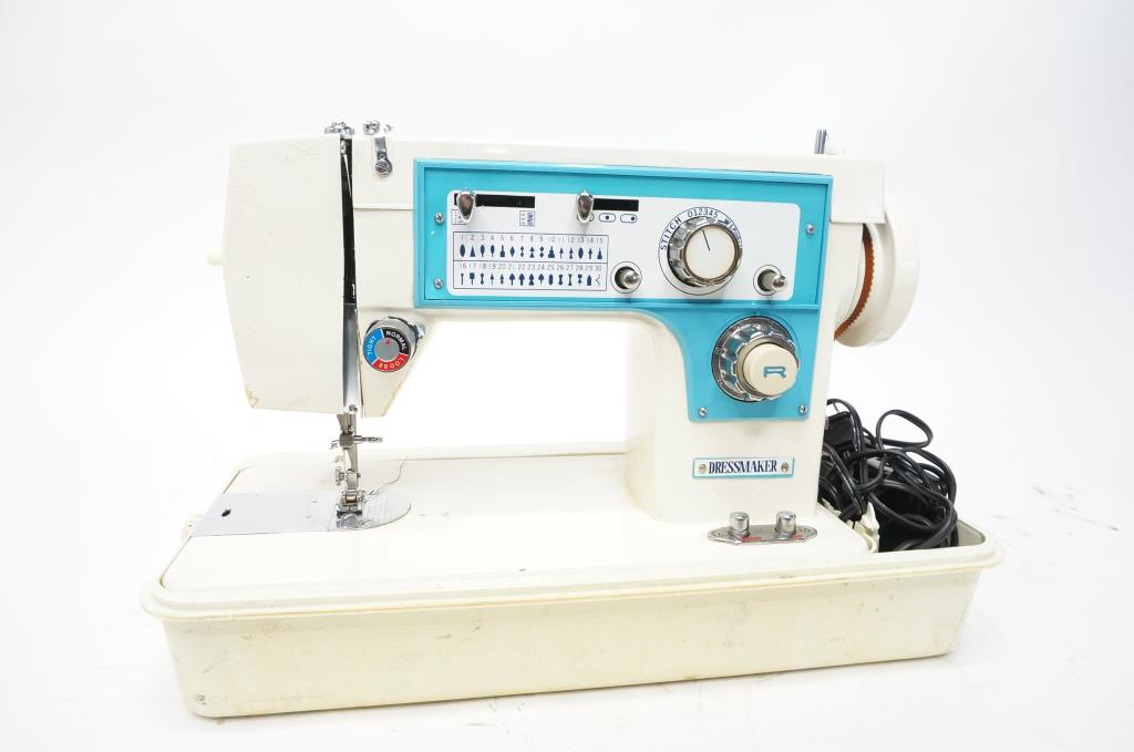 Dressmaker Sewing Machine | Property Room