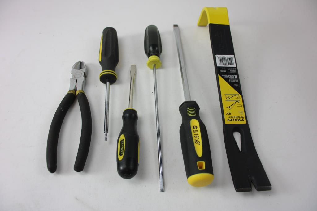 Drivers, Pry Bar, And More | Property Room