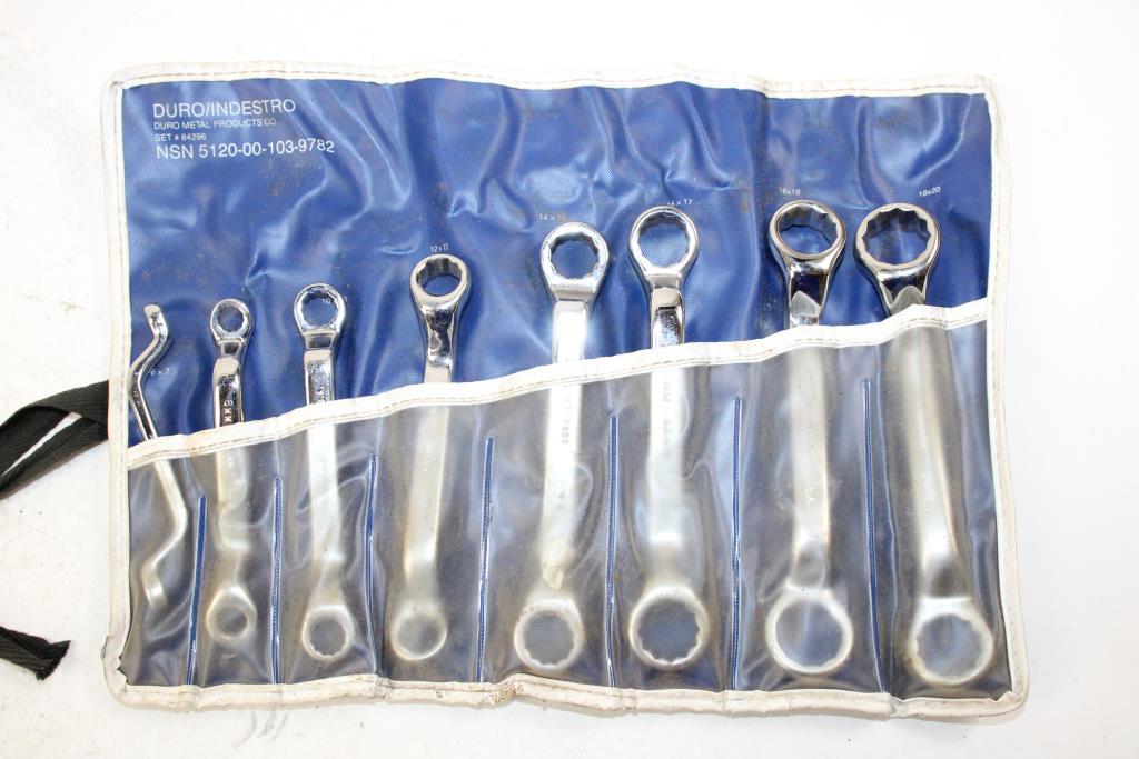 Duro Metal Set | Property Room