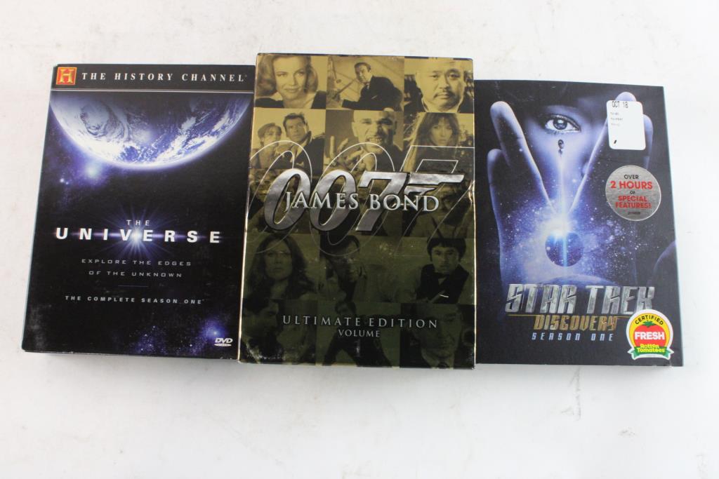 DvD And Bluray Lot, 10+ Pieces | Property Room