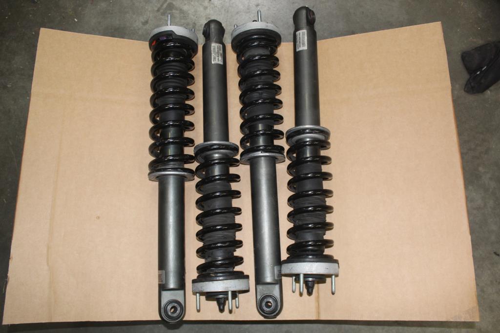 Dynamic Suspension Car Parts; 4 Pieces | Property Room