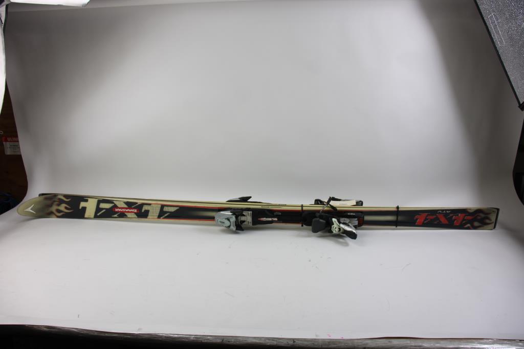 Dynastar 4x4 Skis | Property Room