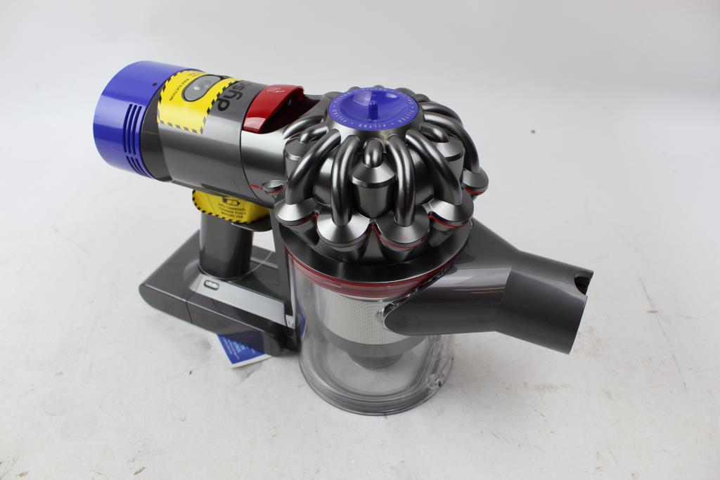 Dyson V8 Cordless Vacuum | Property Room