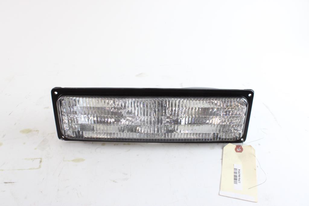 Eagle Eyes Chevrolet Passenger Side Park Lamp | Property Room