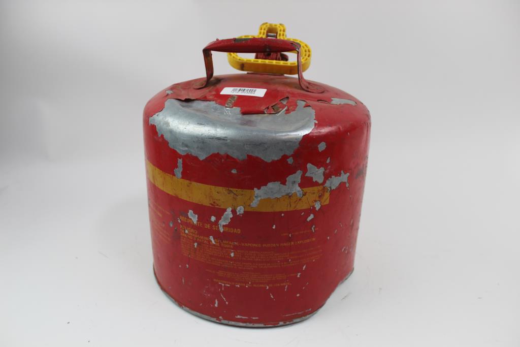 Eagle Manufacturing 5 Gallon Safety Can | Property Room