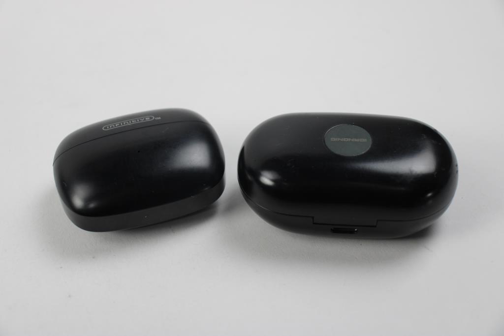 Earbuds, Infinitive, Icanonic (only One) | Property Room