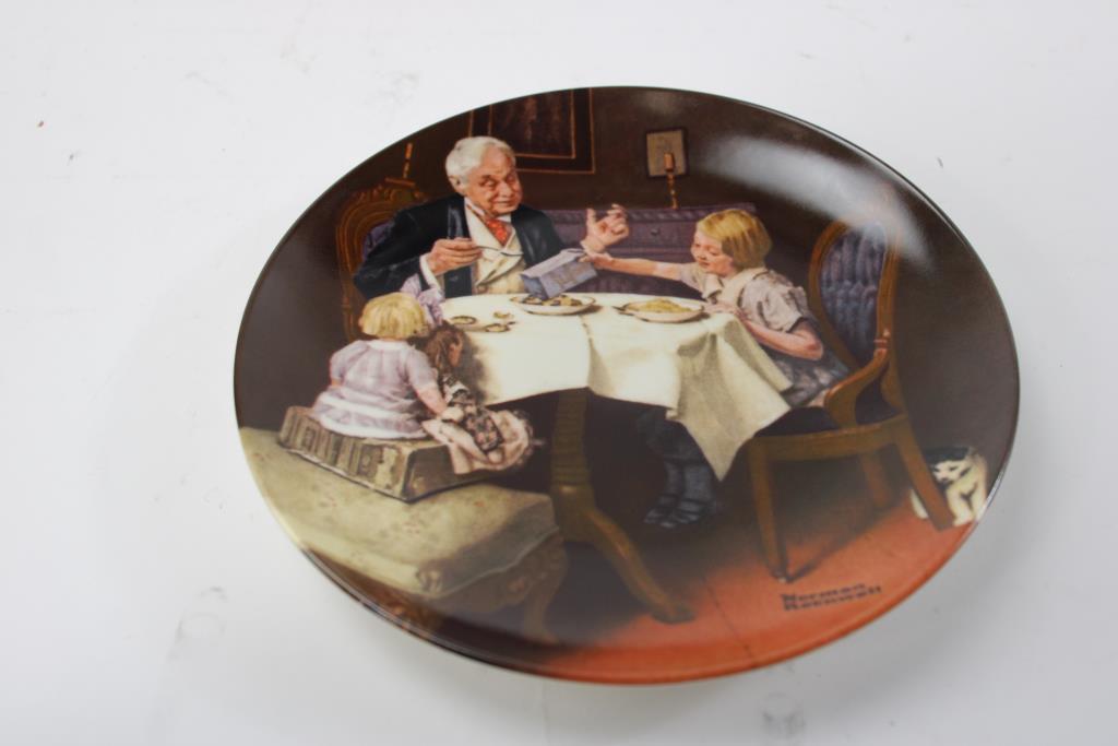 Edwin M Knowles Collectors Plate | Property Room