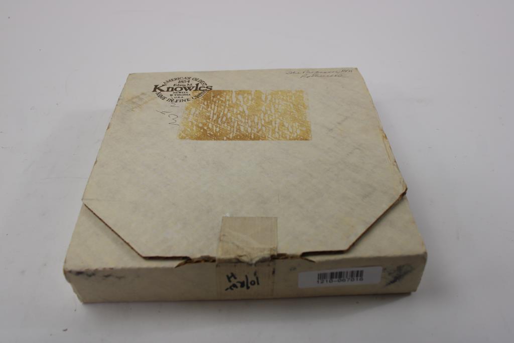 Edwin M. Knowles Collectors Plate | Property Room