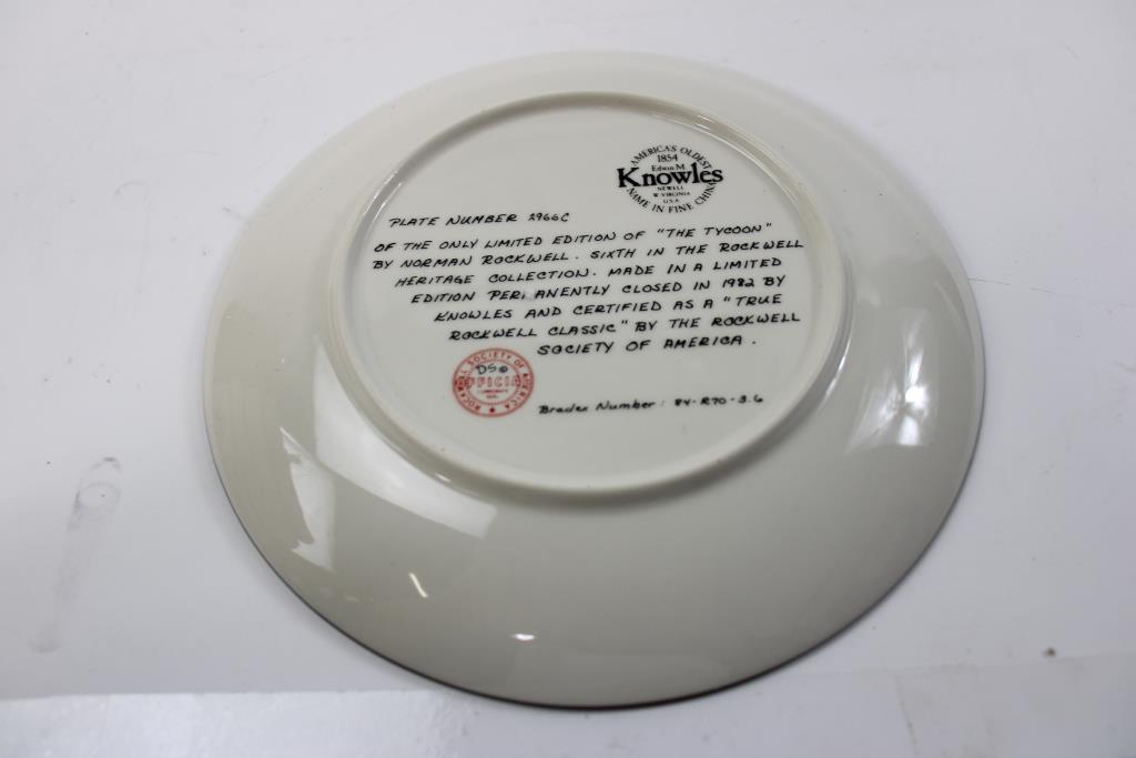 Edwin M Knowles Collectors Plate | Property Room