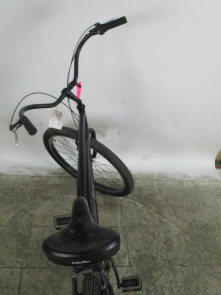 Electra Beach Bike | Property Room