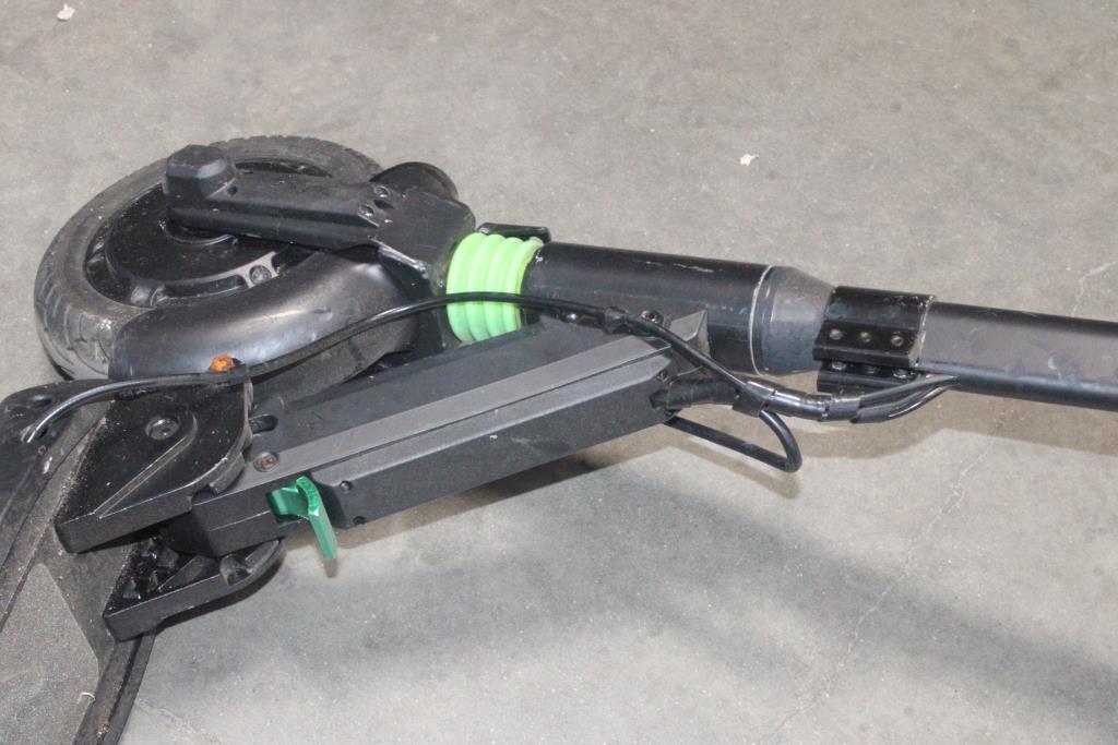 Electric Scooter With Wuxing Disc V Brakes | Property Room