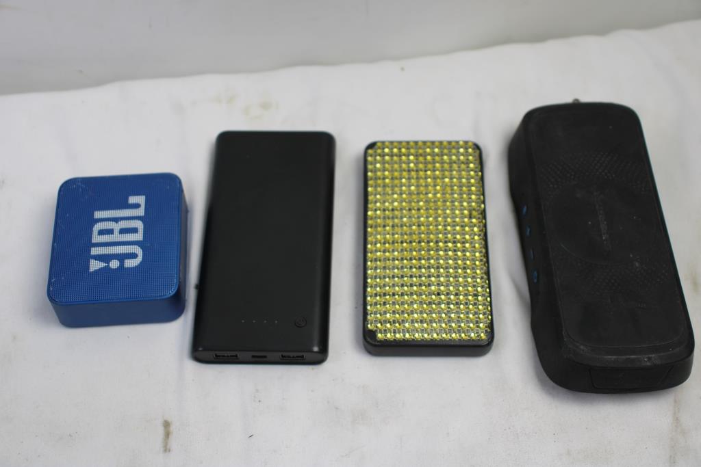 Electronics Mixed Lot - Cables, Speakers, and more | Property Room