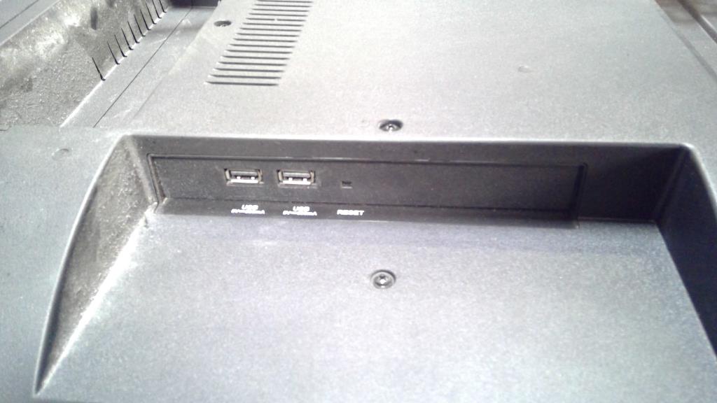 Element 49" Roku Smart Tv | Property Room