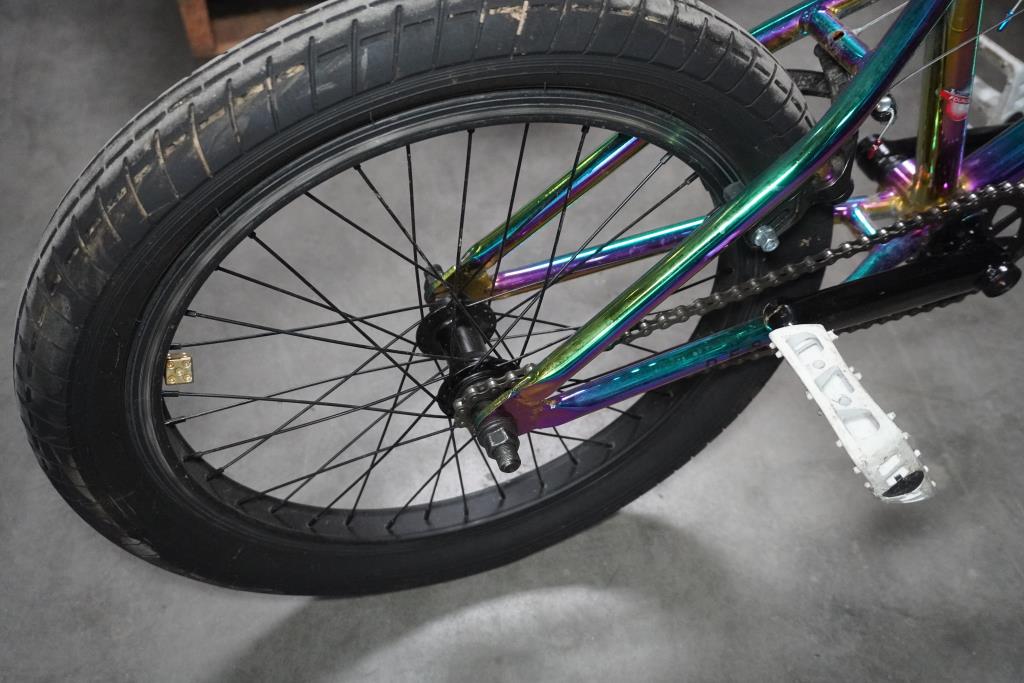 Elite BMX Bike | Property Room