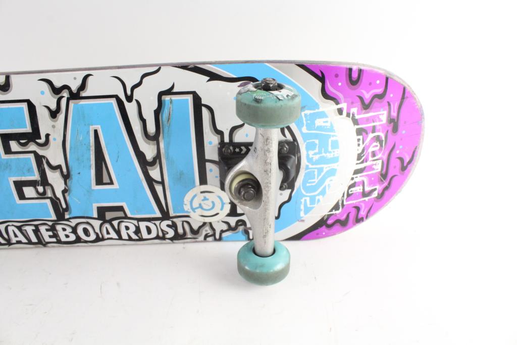 ESCA Pist Skateboard | Property Room