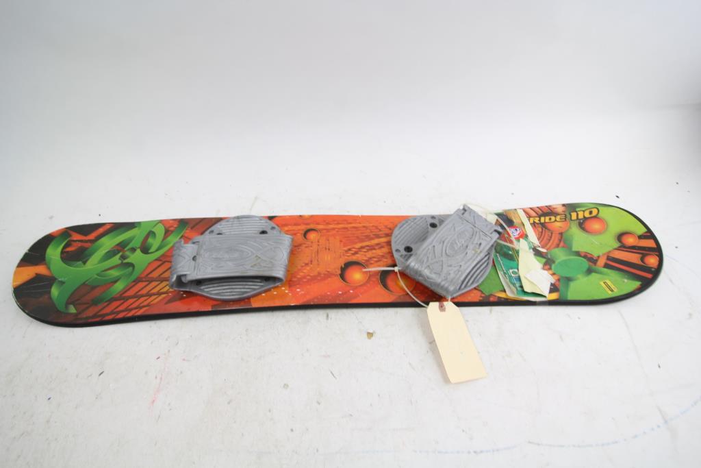 ESP Freeride 110 Kids Beginner Snowboard | Property Room