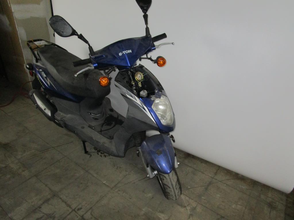 E-Ton Sport 50 Scooter Sold For Parts | Property Room