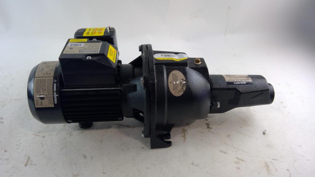 Everbilt Convertible Jet Pump | Property Room