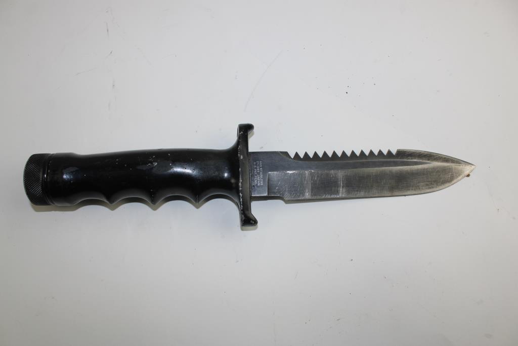 Explorer Wilderness 440 Stainless Knife | Property Room