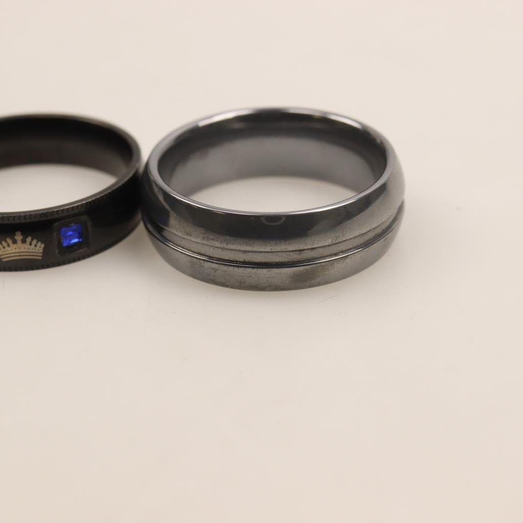 Fashion Rings , 2 Pieces | Property Room