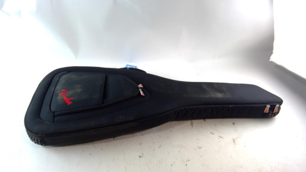Fender Electric Guitar Case | Property Room