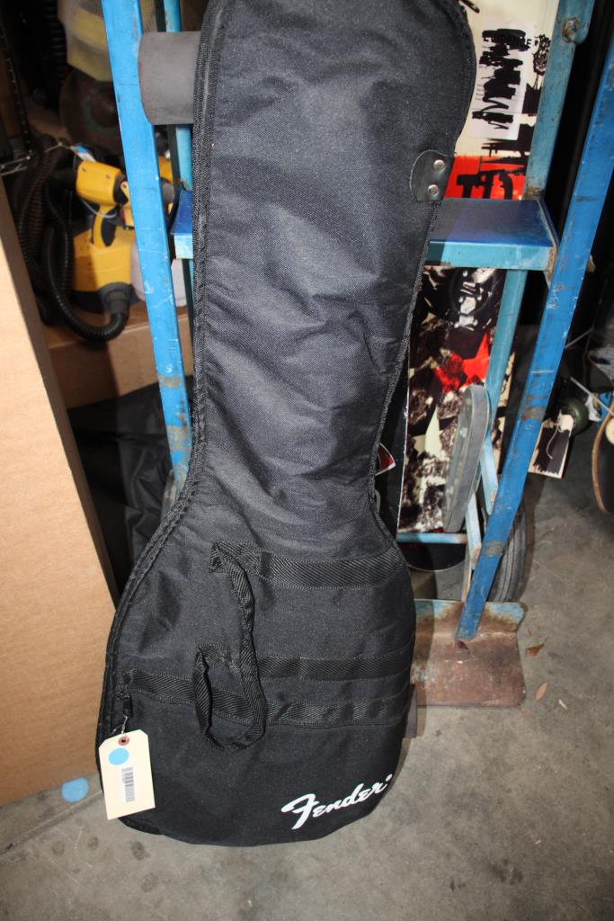 Fender Squier Mini 6-string Guitar Red/white/wood & Black Soft Fender ...