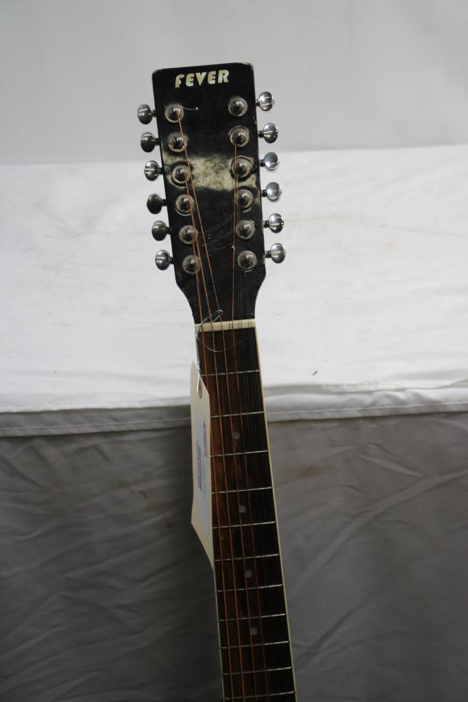 Fever Acoustic Guitar, LD012C-BK | Property Room