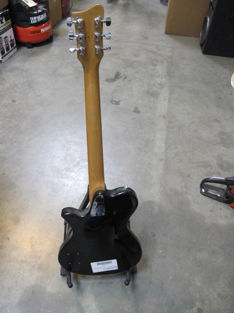 First Act Me537 Electric Guitar | Property Room