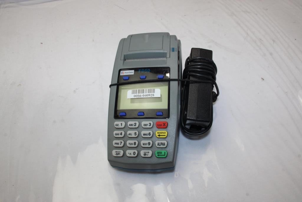 First Data FD-50 Point Of Sales Credit Card Terminal | Property Room