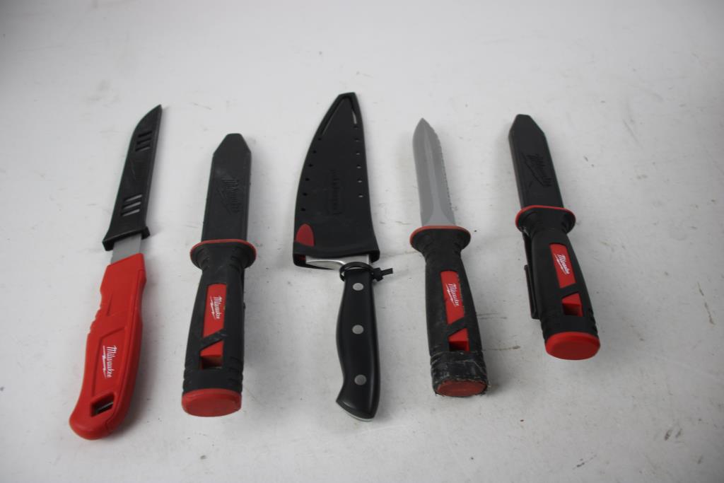 First Street, Milwaukee Knives, 10+ | Property Room