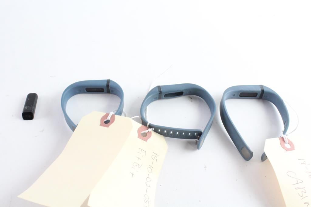 Fitbit Flex Activity Trackers, S And L, 3 Pieces | Property Room