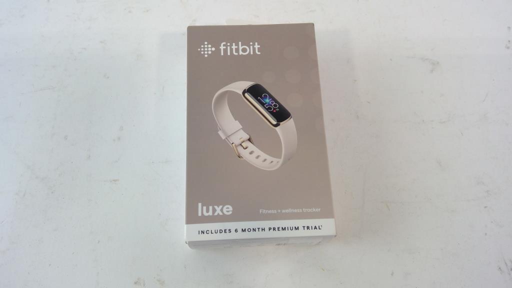 Fitbit Luxe Smartwatch | Property Room