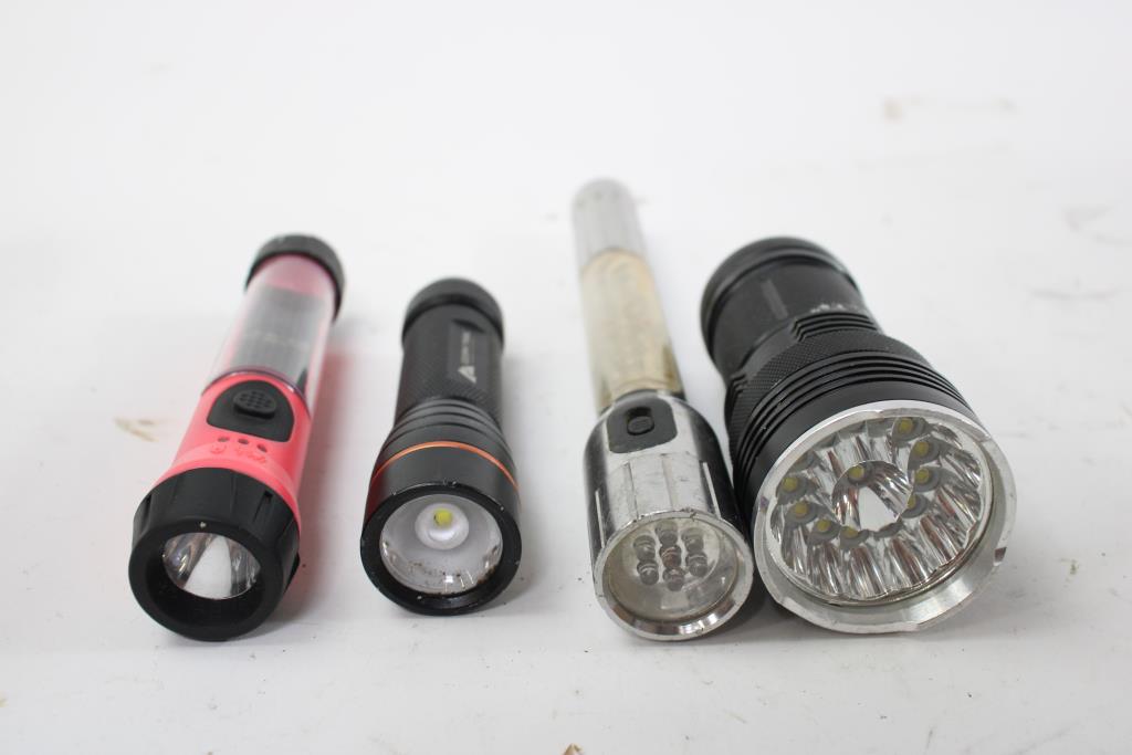 Flashlights, 7 Pieces | Property Room