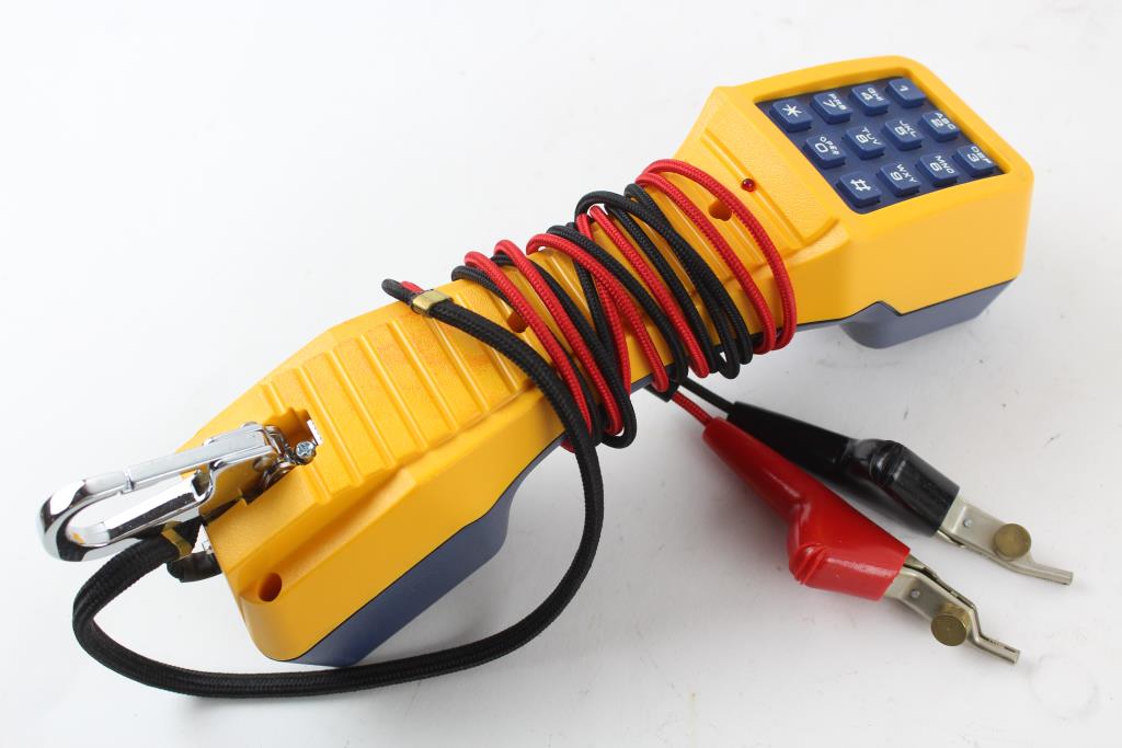 Fluke Networks TS19 Phone And Data Lines Test Set | Property Room