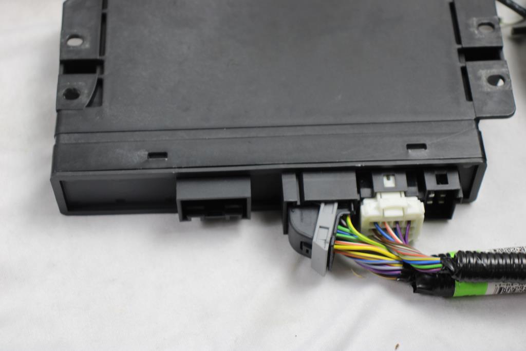 Ford Interceptor Interface Module, 4 Pieces | Property Room