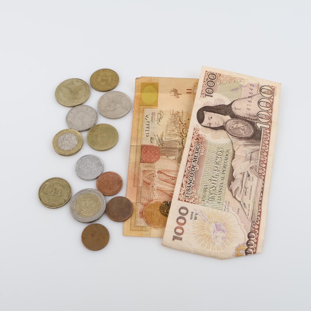 Foreign Currency, 13+ Pieces | Property Room