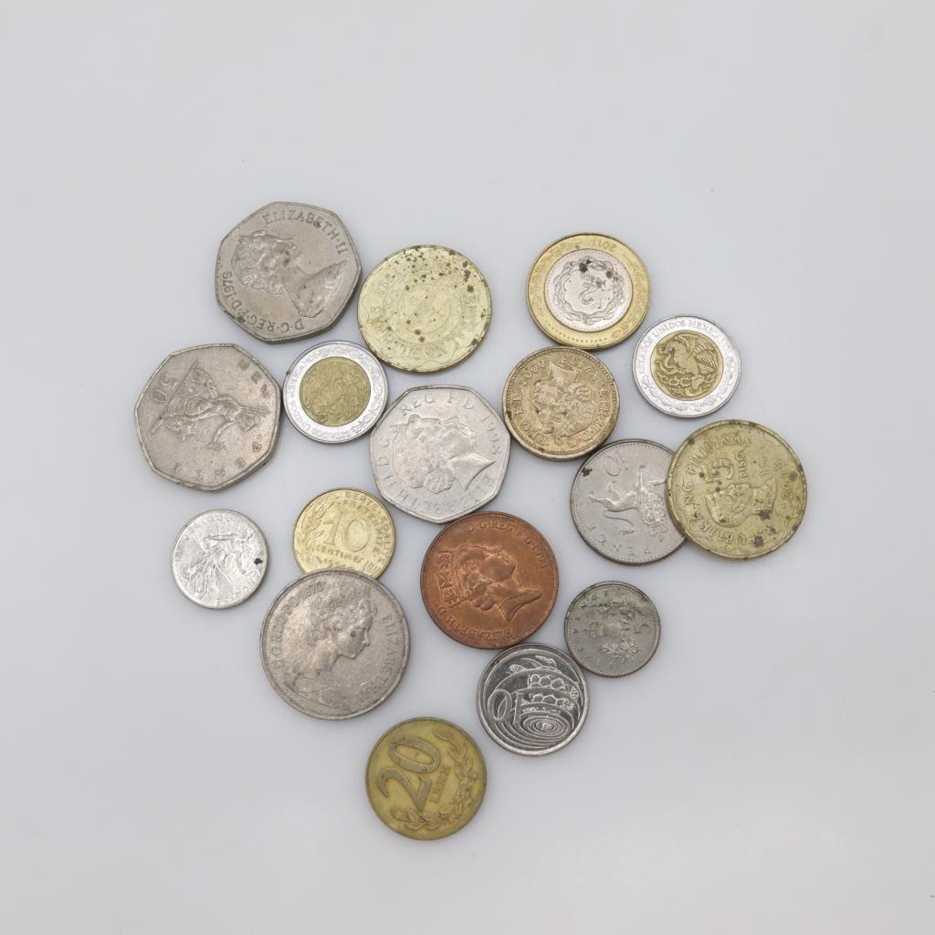 Foreign Currency, 17 Pieces | Property Room