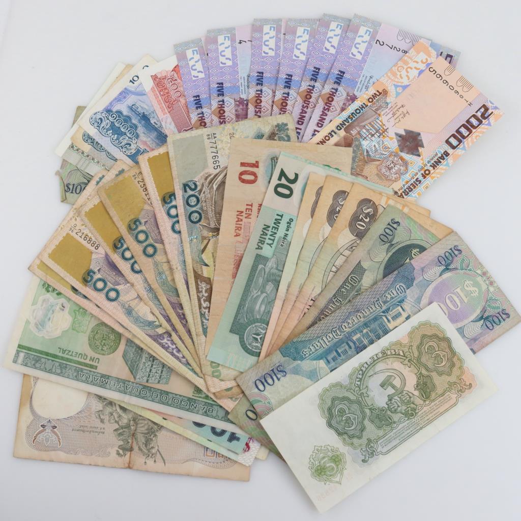Foreign Currency, 25+ Pieces | Property Room