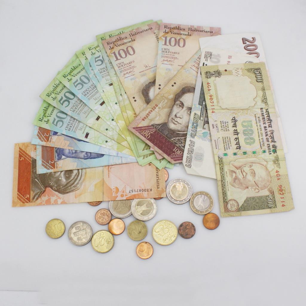Foreign Currency, 33 Pieces | Property Room