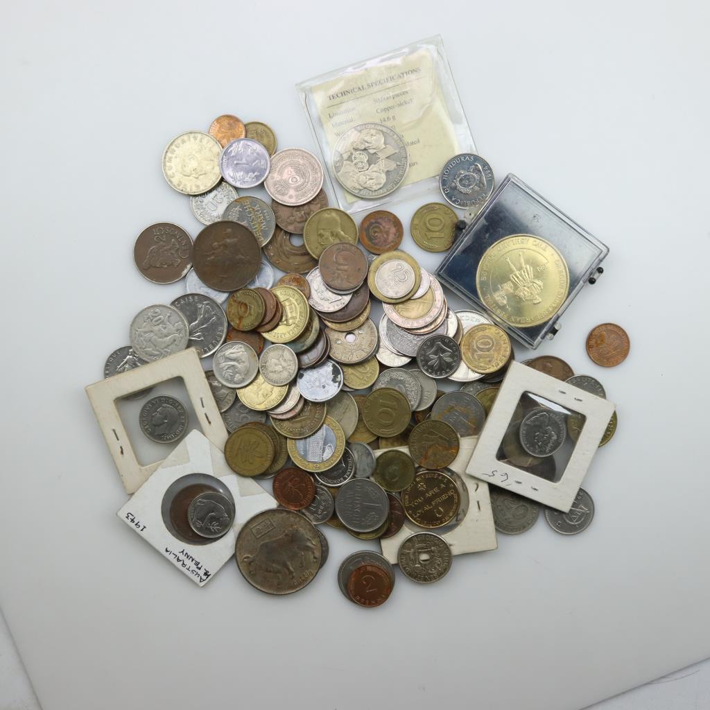 Foreign Currency And Tokens, 1+ Lbs | Property Room