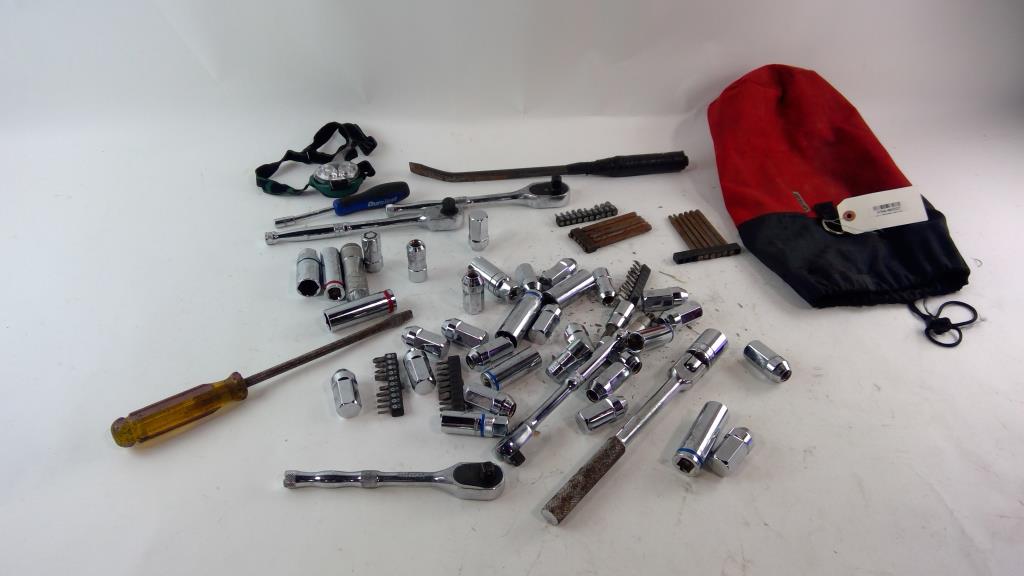 Forester Mechanics Tool Set | Property Room